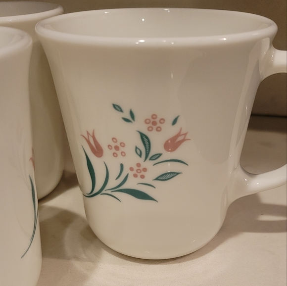 Corningware | Kitchen | 3 Corning Cups Rosemarie Tulip | Poshmark